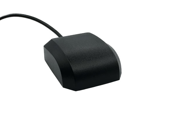 Sealed 1P67 External Antenna Provides Improved Performance with LNA ...